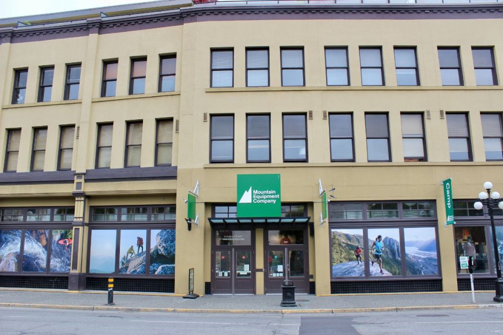 Mountain Equipment Company returns to Canadian ownership | Sylvan Lake News