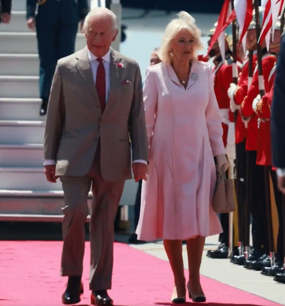 King Charles and Queen Camilla arrive in Canada for 2-day visit ...